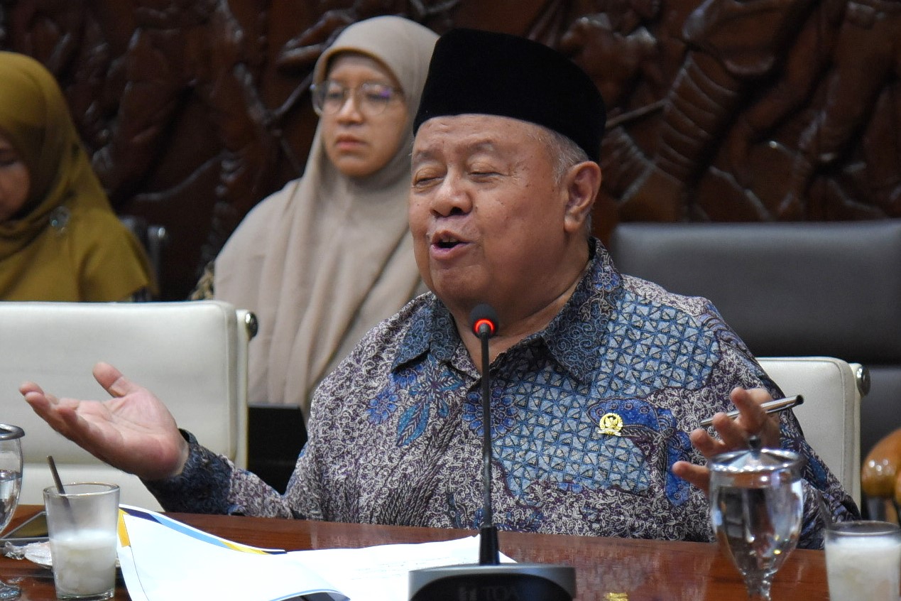 Gaji Guru akan Naik, Segini Idealnya Menurut DPR yang Minta Honorer tak Diabaikan | keidenesia.tv