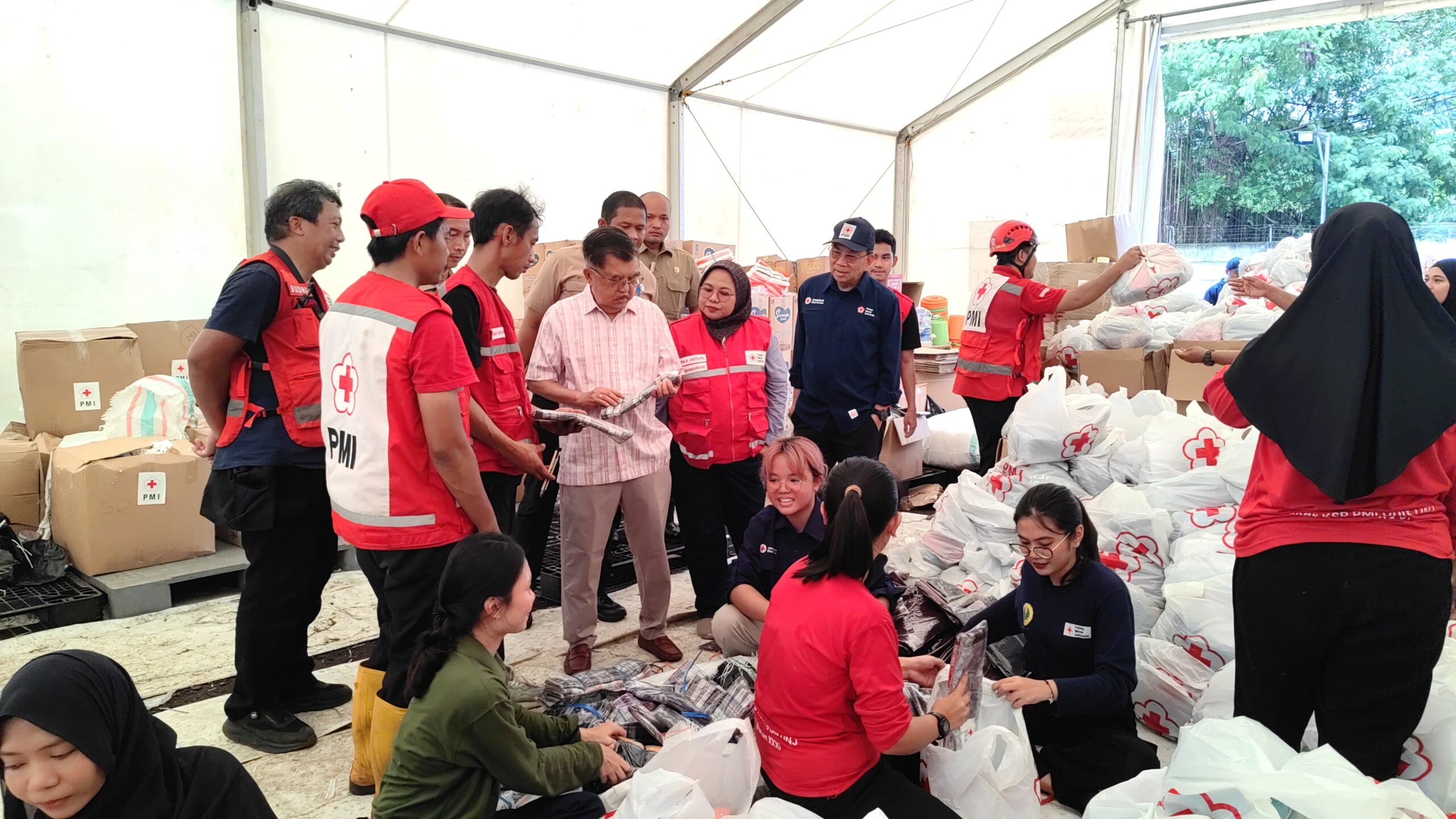 Rehabilitasi Pascabencana, PMI Siapkan 1,5 Juta Buku Tulis dan 20 Ribu ...